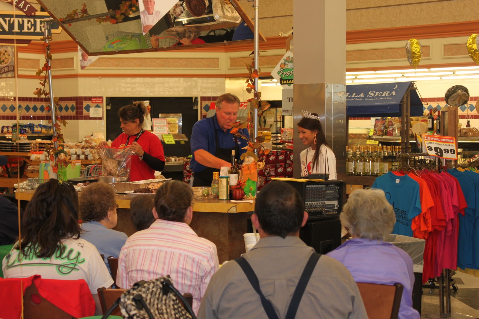 Sydney Datcher's Blog: Beaumont's Holiday "Cards for a Cause"