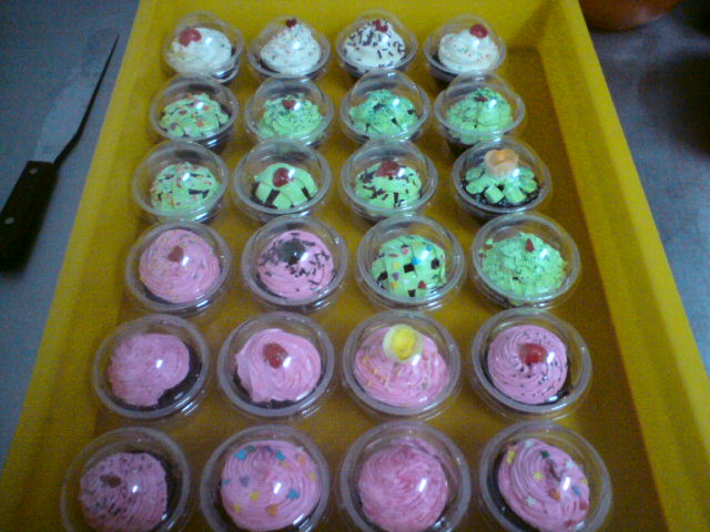 "Awina &Trisyia Muffin": Gamba cup cake yang menarik!!!-Edisi Okt