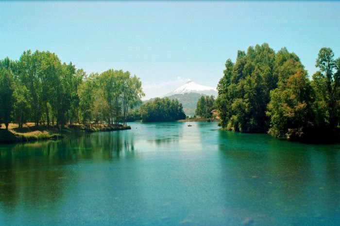 CHILE & SUS REGIONES: XIV REGION DE LOS RÍOS