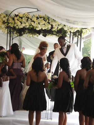 Front Row: Boston's Kendrick Perkins ties the knot