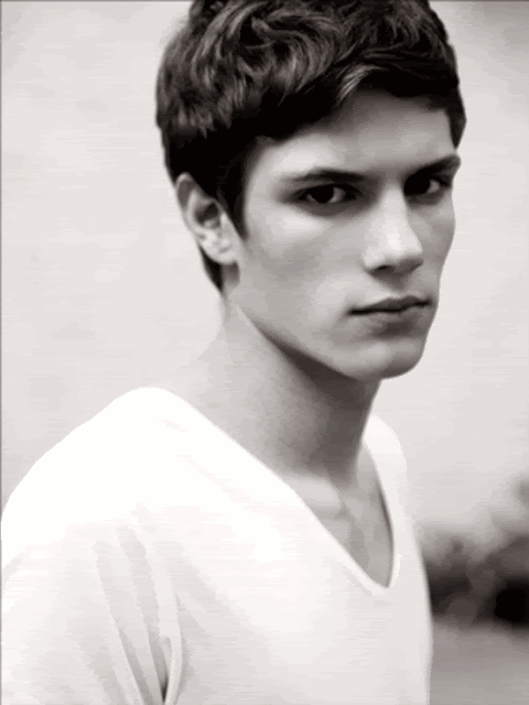 I love male models: Kevin Flamme