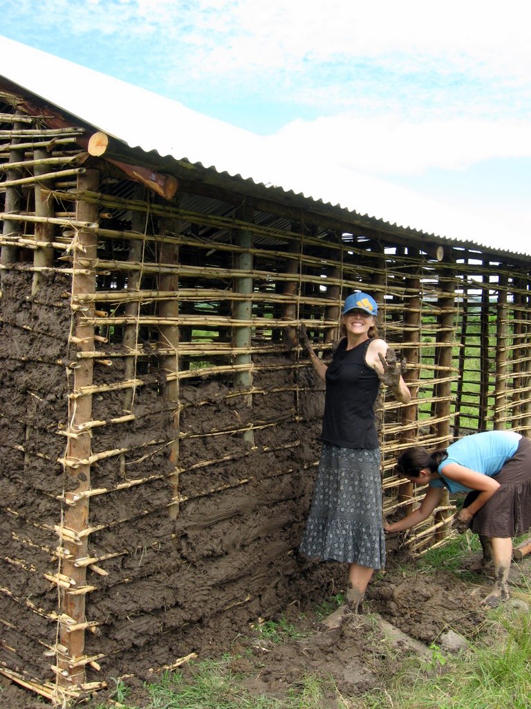 The Davii return to the hill...: Jamie shows us how to build a mud ...