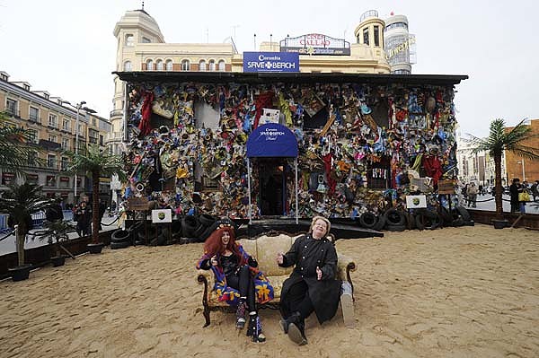 BENG!Buzz: Beach Garbage Hotel in Madrid