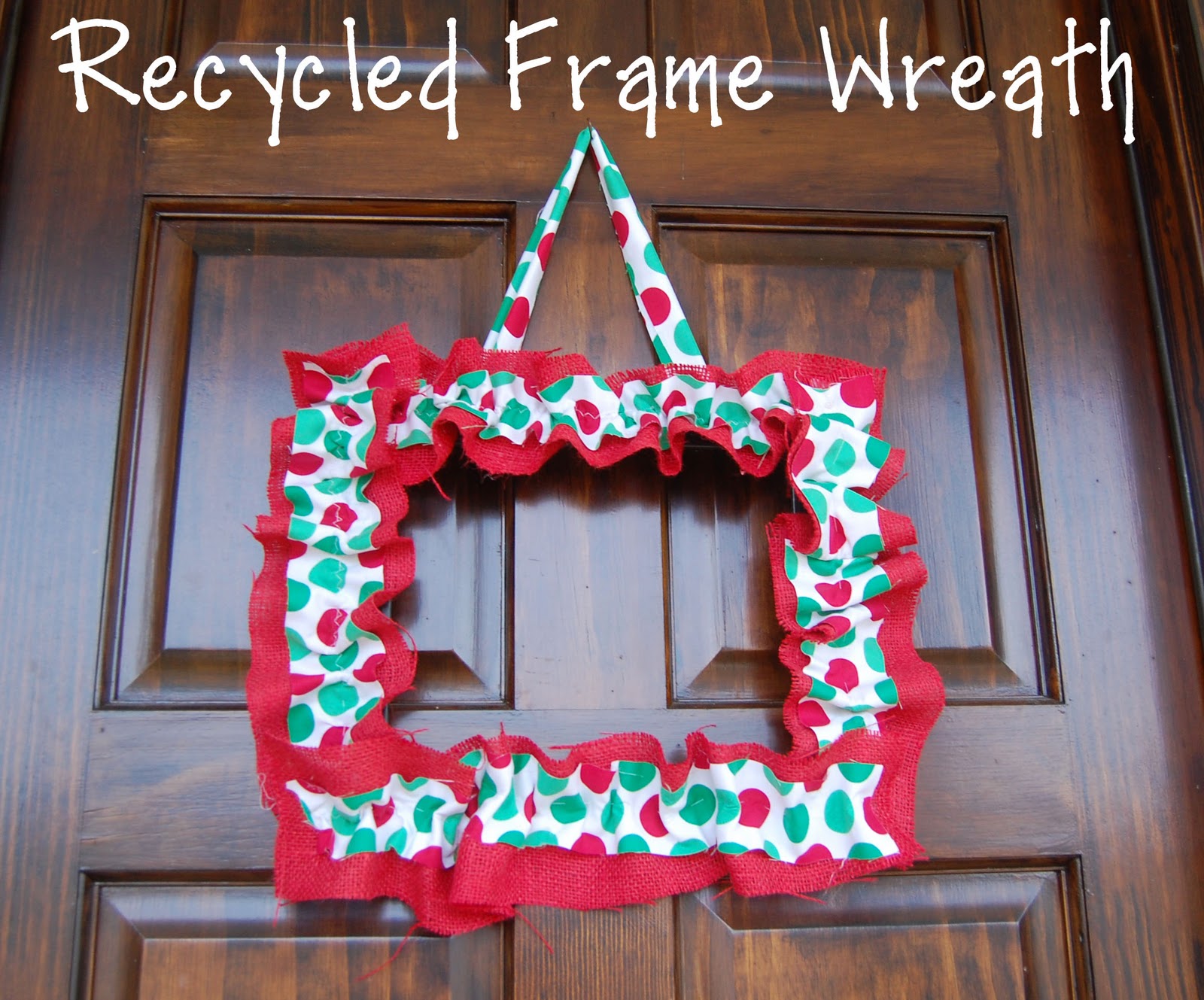 *Random Thoughts of a SUPERMOM!*: Recycled Frame Wreath