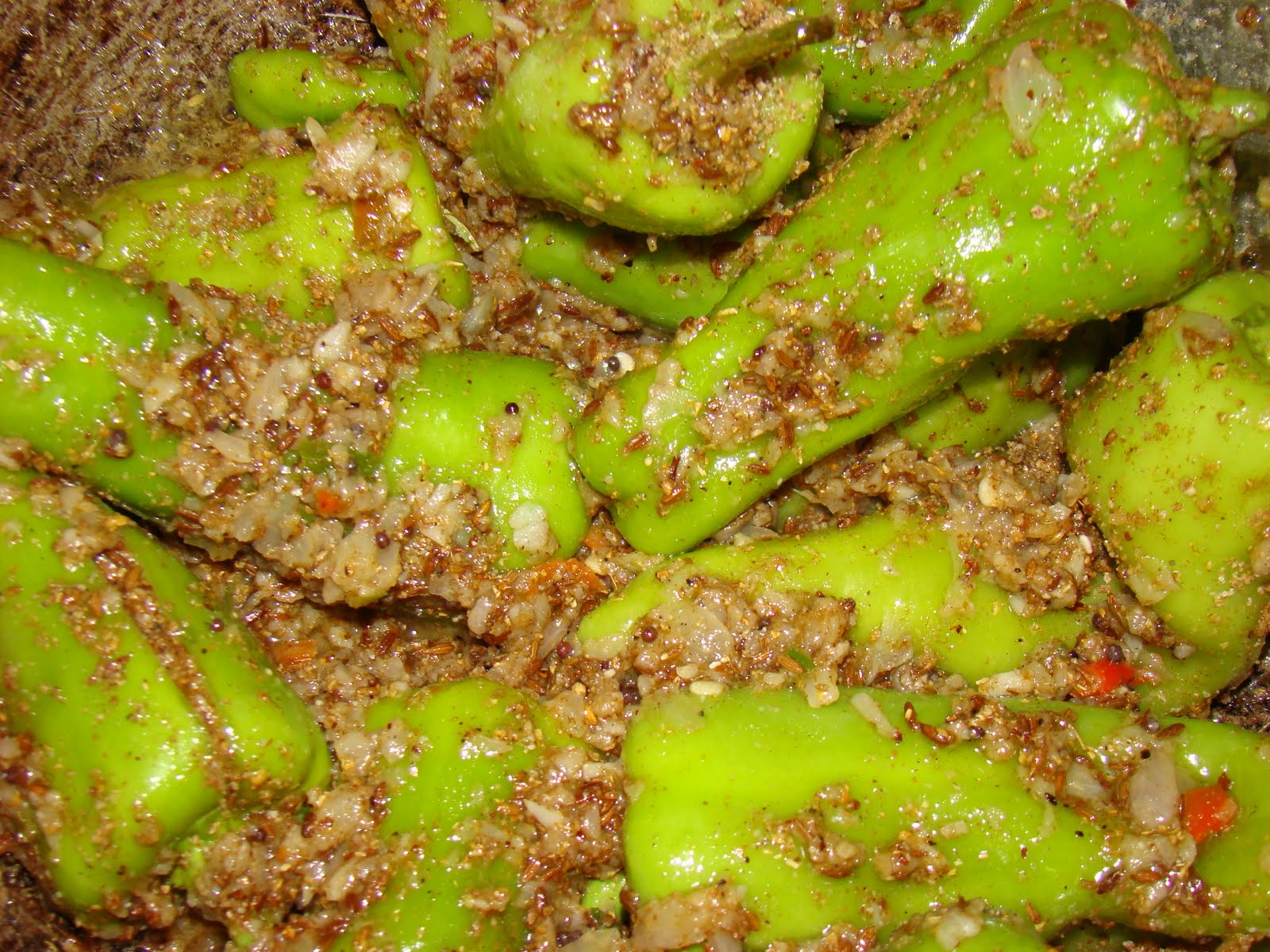 My Favorite Recipes Collection: Mirch Ka Salan or Chili pepper Salan