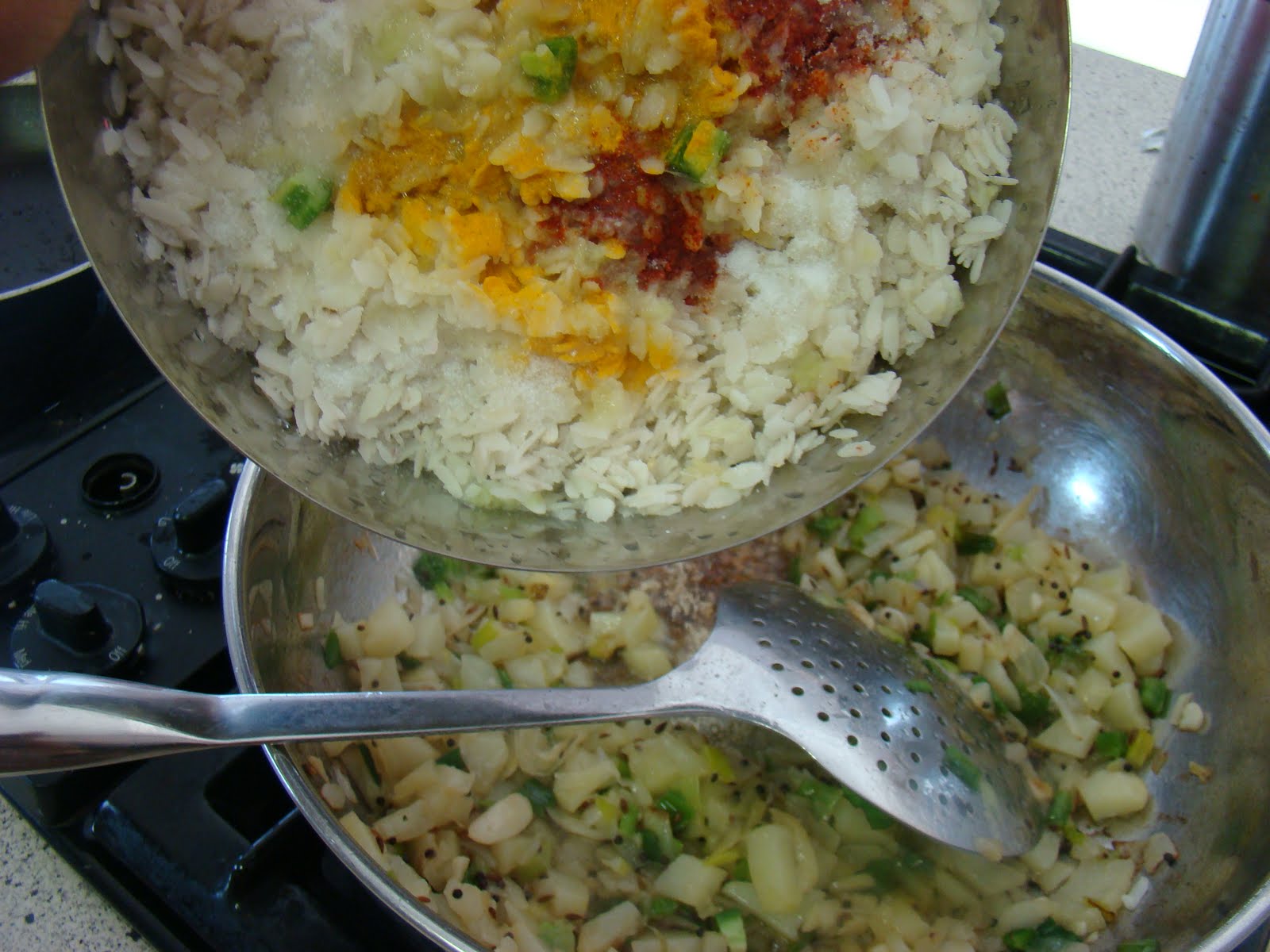 My Favorite Recipes Collection: Batata Powa/Aloo Poha/ Potatoes and ...