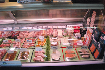 Glutton Anonymous: Off the Beaten Path: Santis in Silang