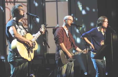 BRIGADOON: HEREDEROS: Beatles vs. Rolling