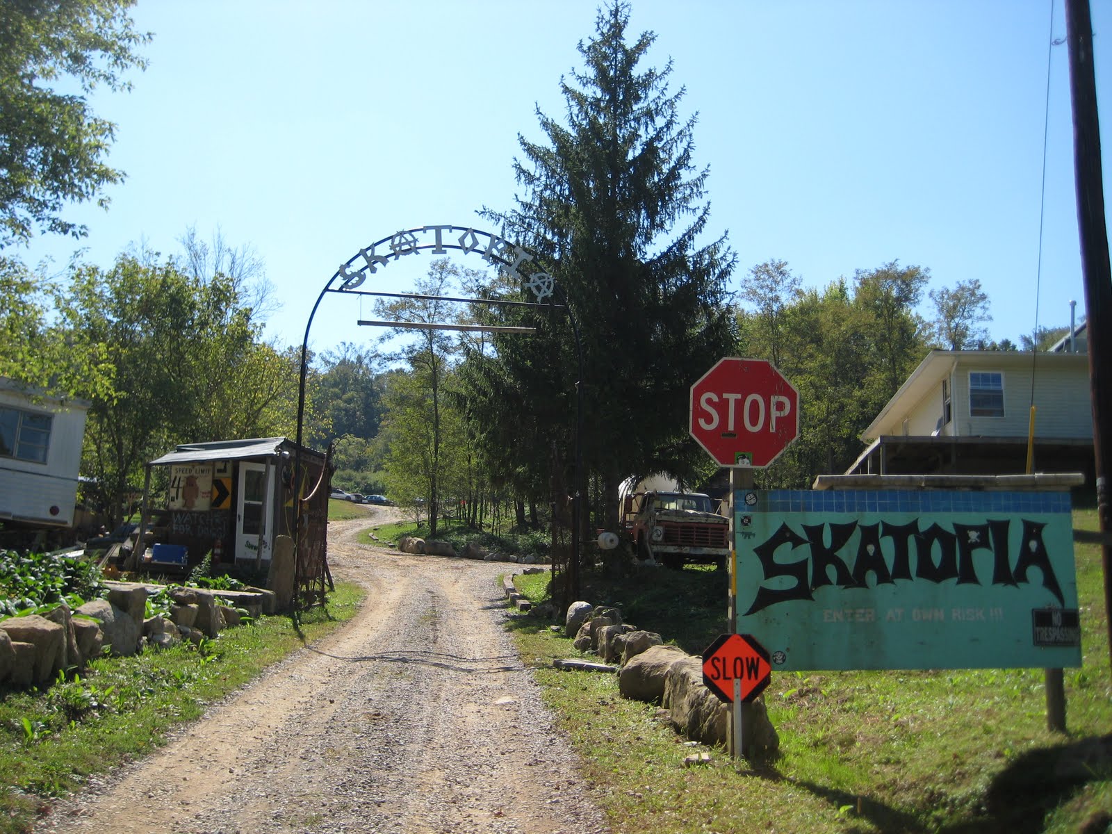 Rachel and Joe's Cross Country Voyage: I Survived SKATOPIA!