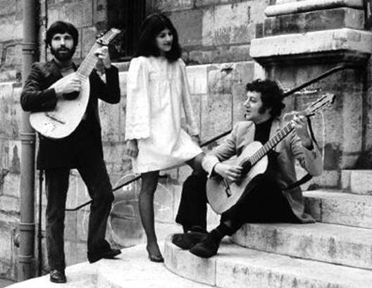 Aucun Achat Requis: Coluche