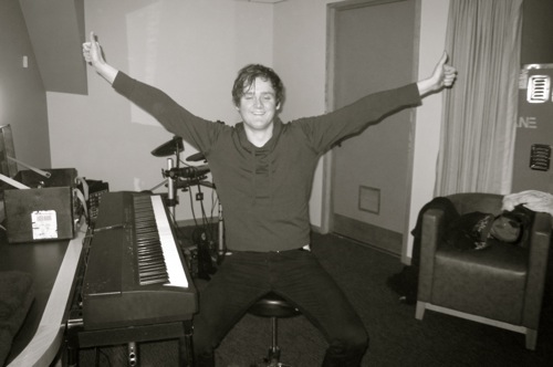 Maybe it's time to go ? ♥: Thomas Oliver Chaplin ♥ La Leyenda