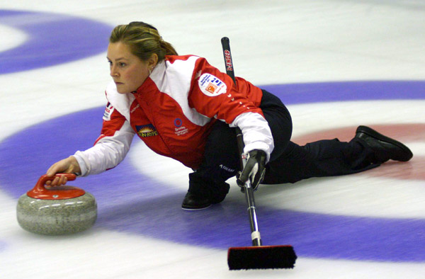 Three Beers Later...: Rule 5 -- The Women of Curling...