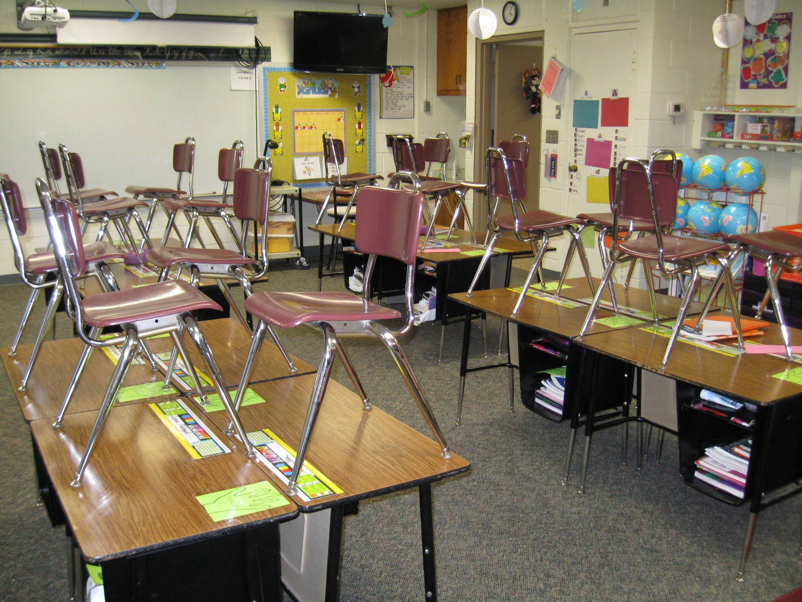 Mrs. Simon's Class: New Classroom Arrangement!