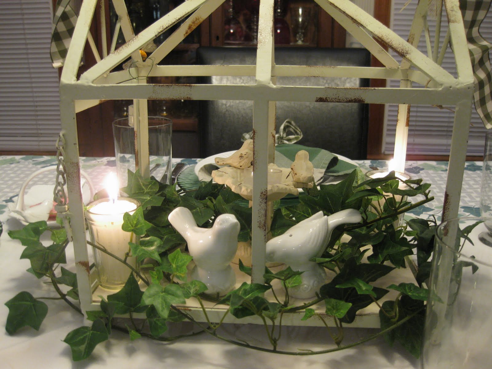 Mid-Atlantic Martha: Ivy League Tablescape