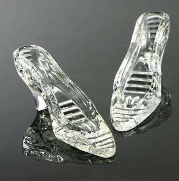 Souvenir Kaca: Sepatu Kaca