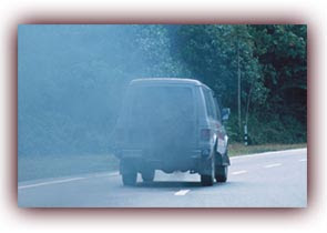 CONTAMINACION DEL AIRE:VEHICULOS AUTOMOTRICES: AUTOS CONTAMINANDO