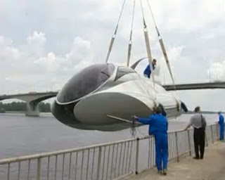 nevertheless: Paritet Ellips: sci-fi fish-eye catamaran