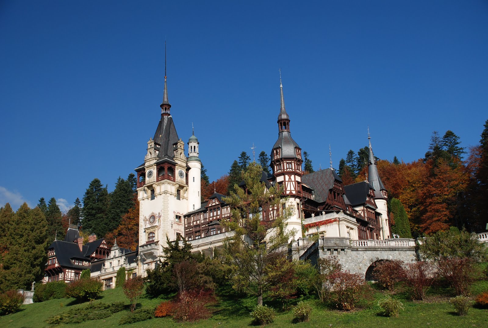 Blogu' lu' Pozaru: Castelul Peles - Peles Castle