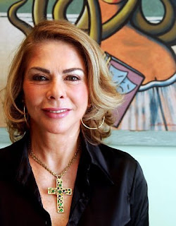 ARTISTAS SBT: OFICIAL: Maria Claudia é da DRAMATURGIA do SBT.