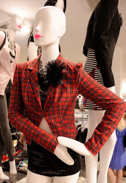 ♦ Fashion in 2010 ♦: Material Girl Clothing Line Launch