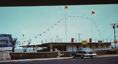 Tikilife: Charles Phoenix Retro Slide Show