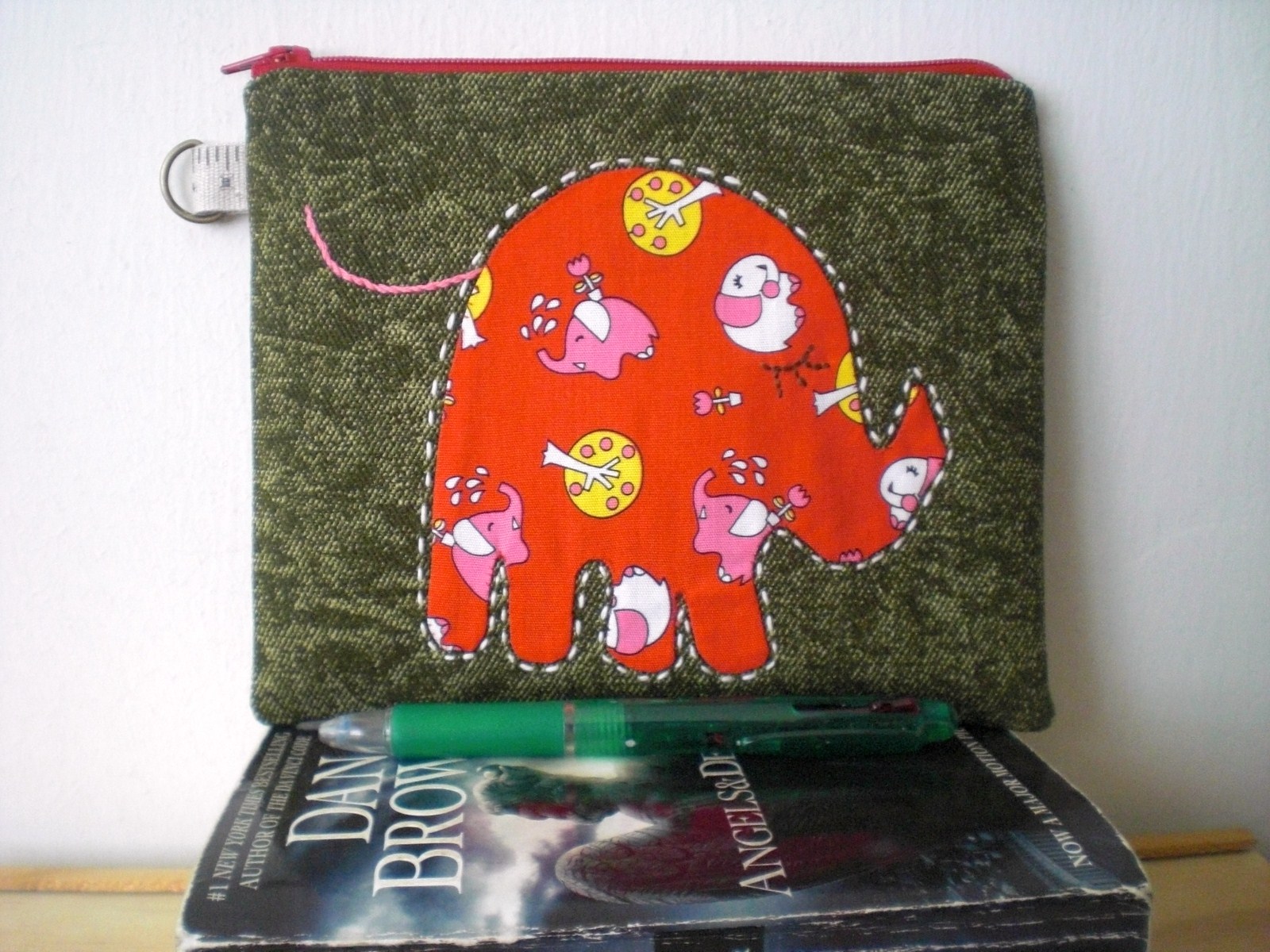 It's Raining Elephant Zippy Pouches | Projects by Jane