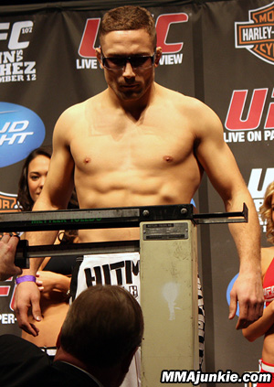 Phil's MMA World: UFC 126 Prelim Card: Breakdown and Predictions