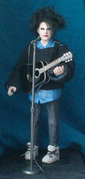 Chain Of Flowers: Robert Smith Disintegration action figure