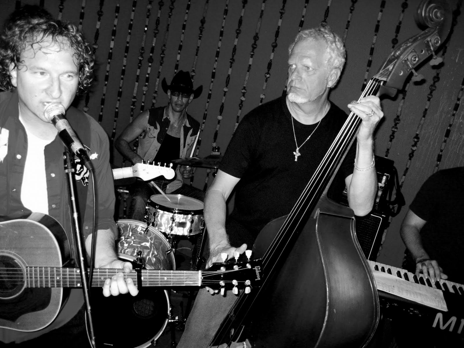 PAUL CHESNE BAND: Dave Roe Bass Charts