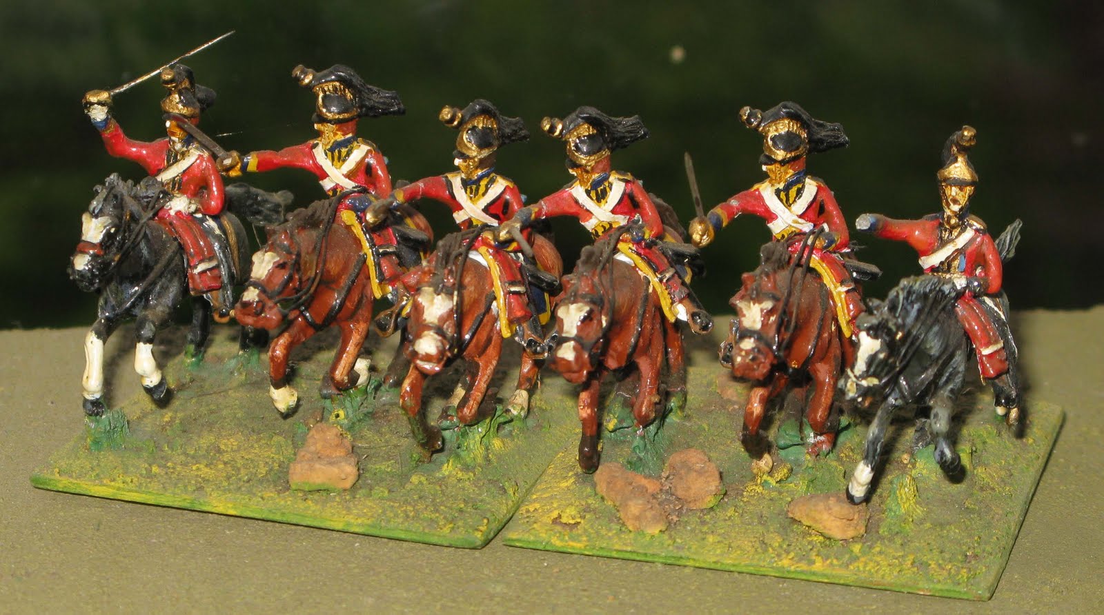 Unfashionably Shiny: Vintage Hinchliffe From The WHC