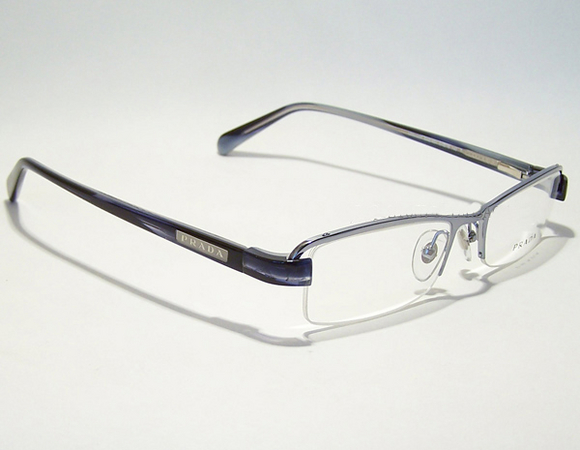 Adelaide pretty park: Half Frame Eyeglasses from the Perspective of ...