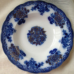 Antique Plates Portal: How to Identify an Antique Plate?