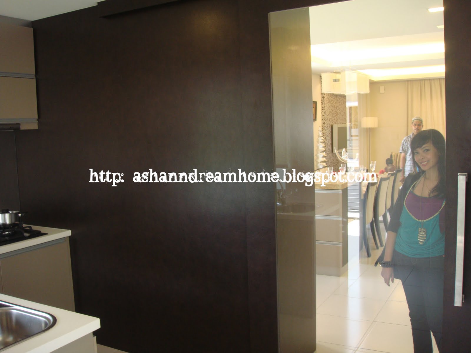 ::ASH & ANN DREAM HOME::