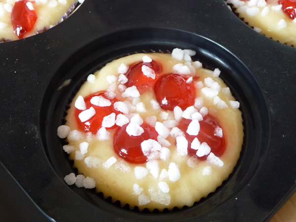 SiliconeMoulds.com Blog: Crown Muffin Moulds are HERE and now available ...