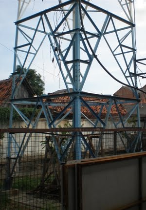 All You Need About Tower: Tower Stasiun Radio Amatir
