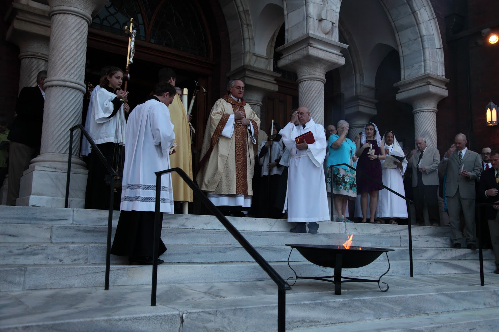 southern orders: THE EASTER TRIDUUM IN PICTURES, ALLELUIA