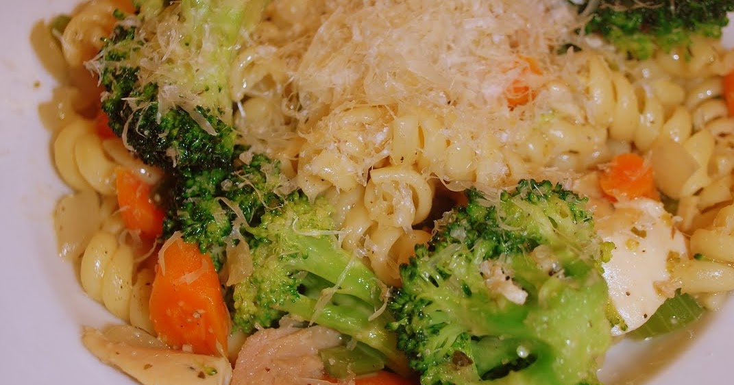 lizzy write: stir fry pasta