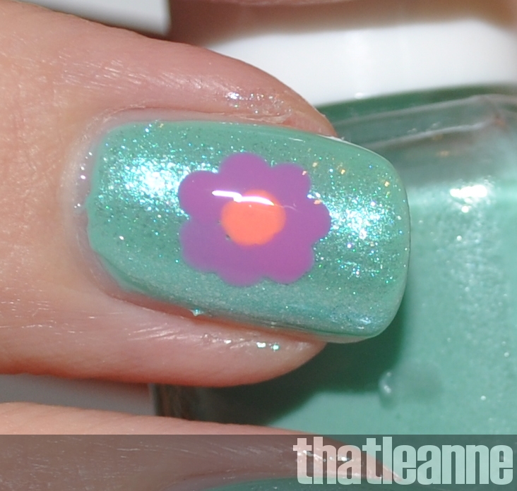 thatleanne: Flower Power Nails for Spring