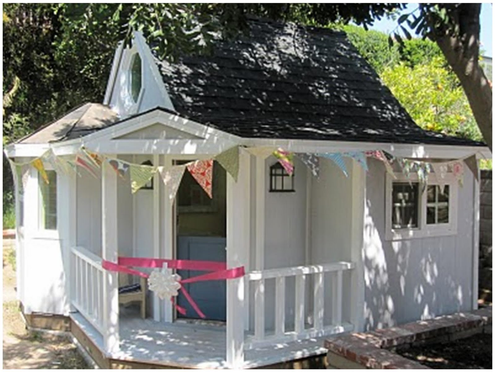 stem * fabulous parties start here *: Playhouse Party Perfection