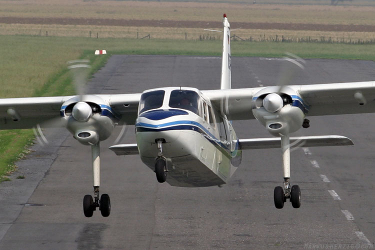 Airplane Pix by Markus Herzig