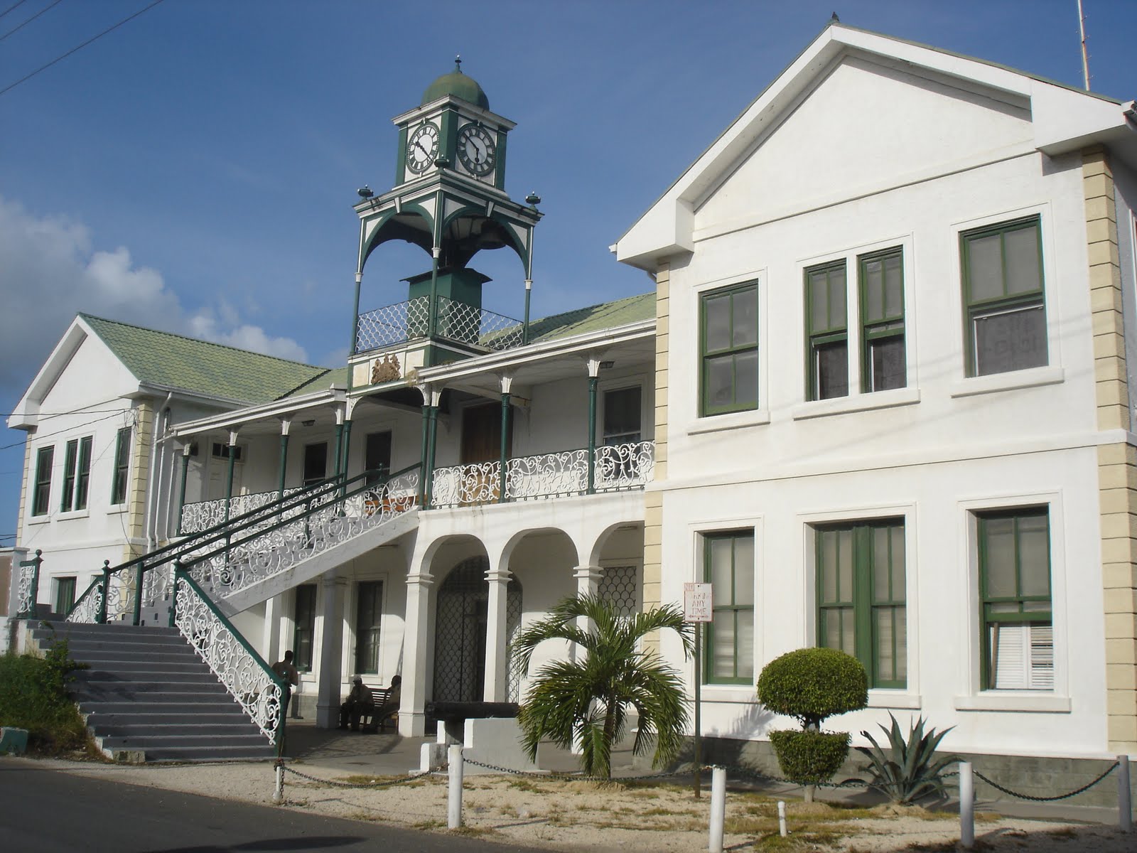 Discovering Central America: Arrival in Belize: Orange Walk and Belize City