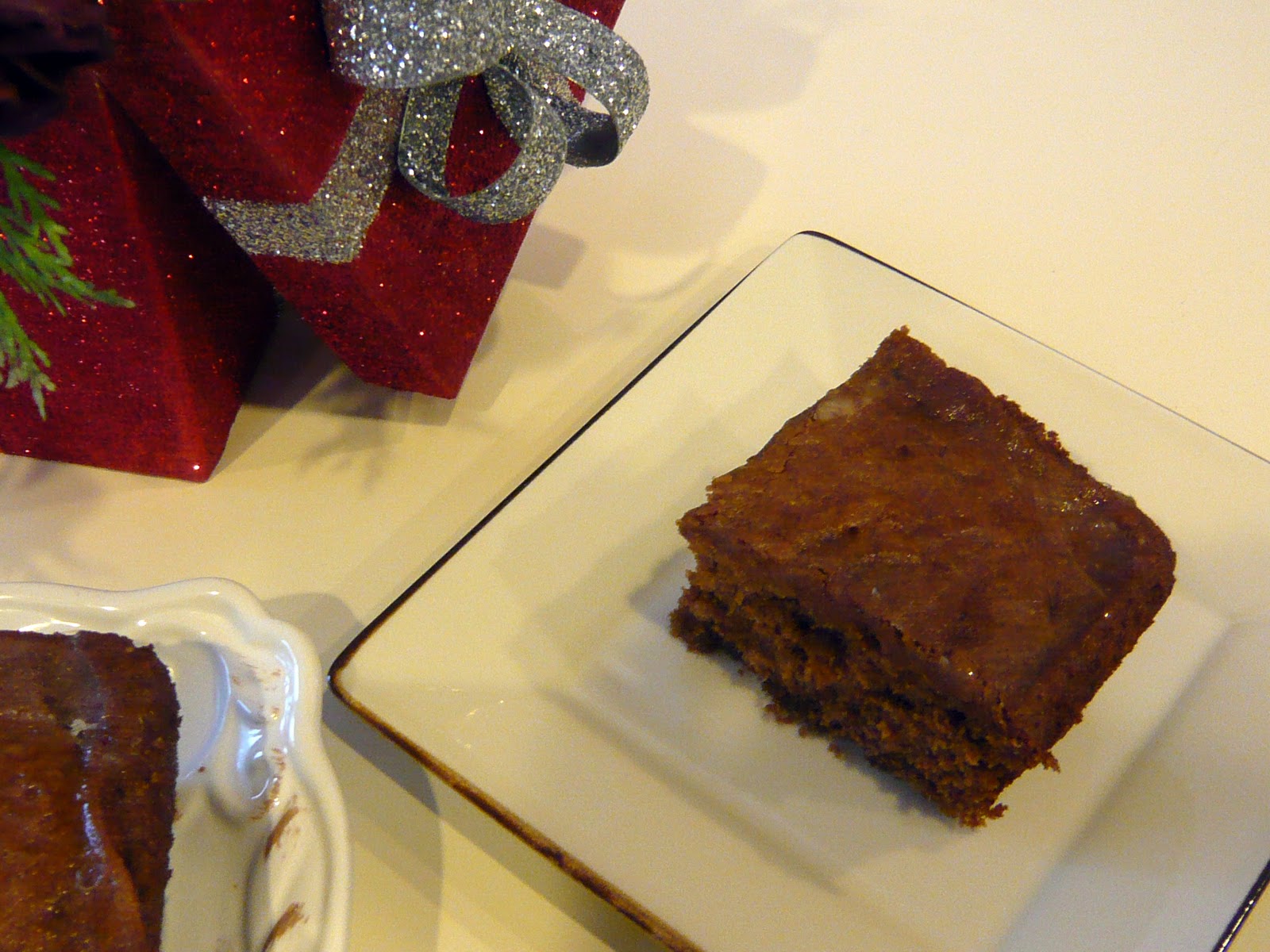 Dreams and Epiphanies: Tea Bread Tuesday: Gingerbread Cake