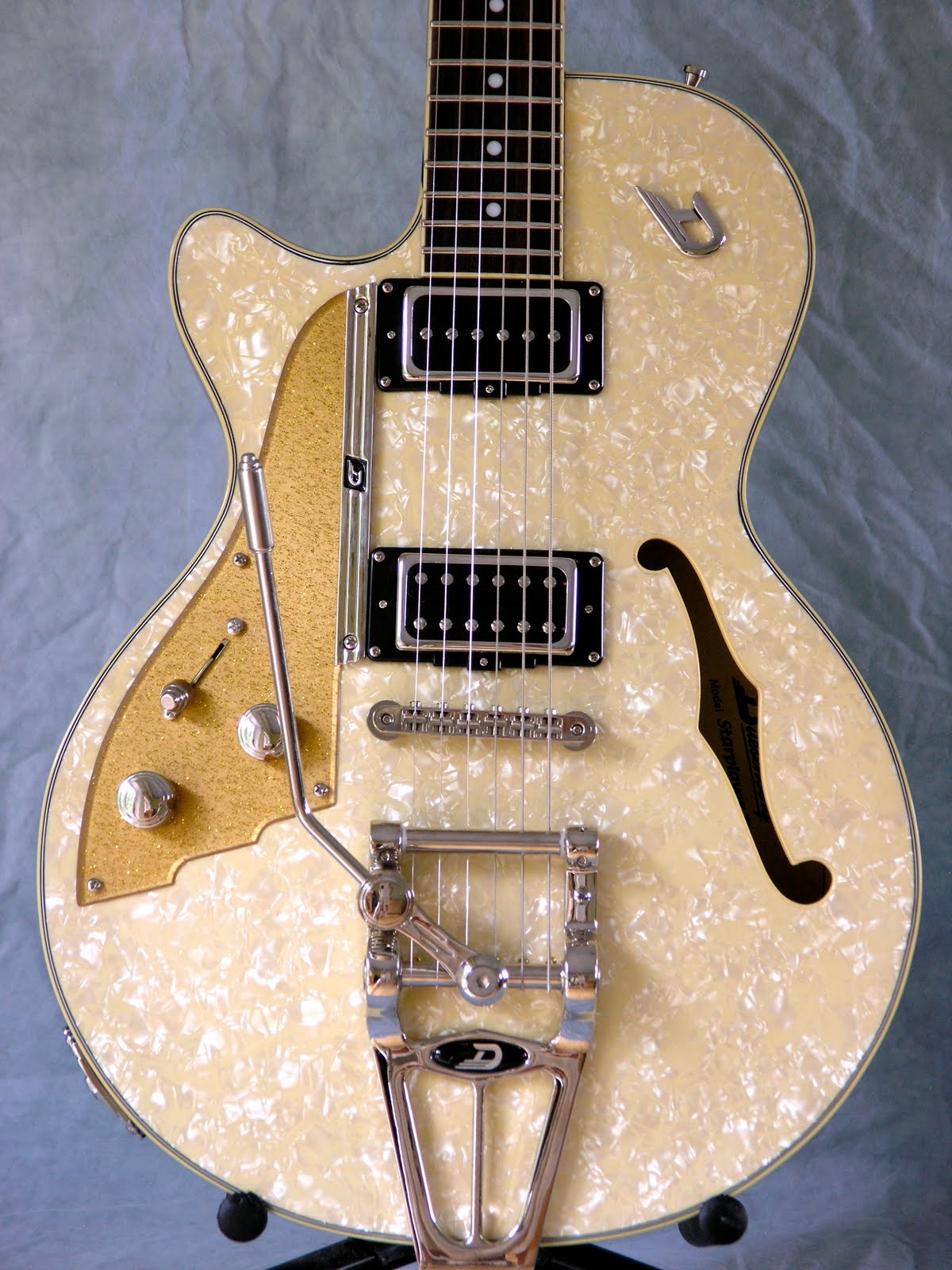 Jerry's Lefty Guitars newest guitar arrivals. Updated weekly ...
