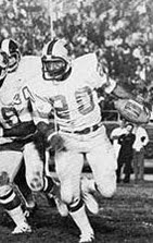 Today in Pro Football History: 1974: Bell Defeat Wheels After Near-Forfeit