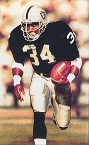 Today in Pro Football History: 1987: Bo Jackson Runs for 221 Yards as ...