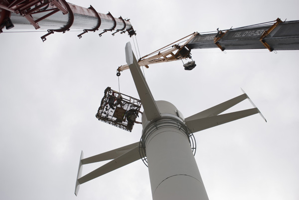 OE Technology: Wind & Solar Cell Phone Towers