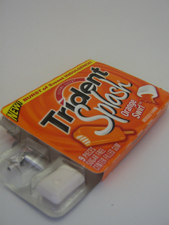 Foodette Reviews: Trident Splash Orange Swirl