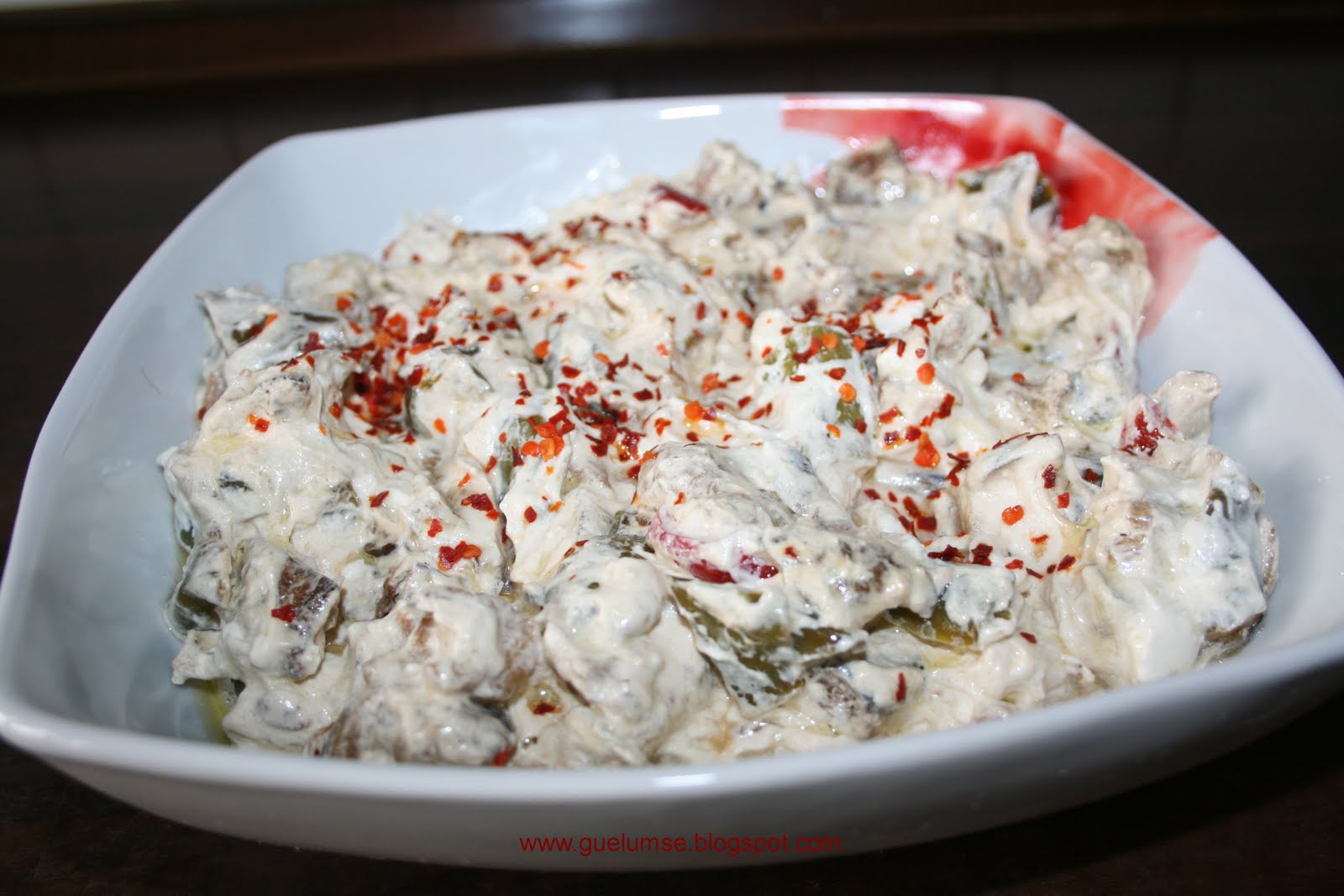 Dantel ve Yemek Tariflerim: Yogurtlu Türlü Kizartma