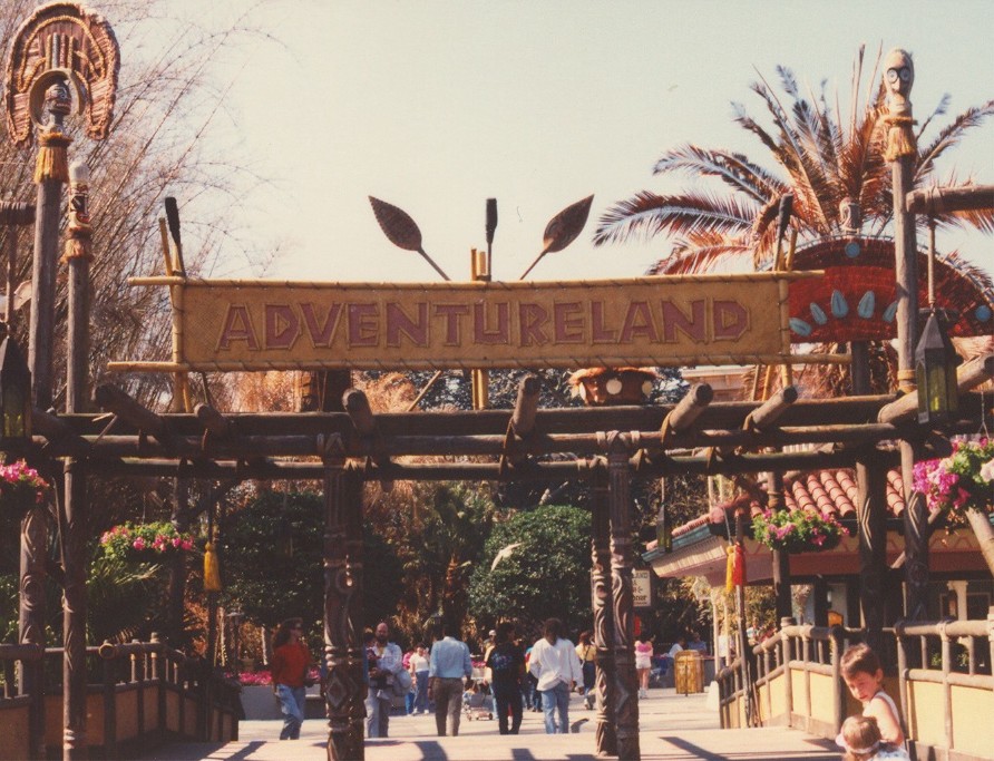 Disney Vacation Kingdom: Adventureland Bridge