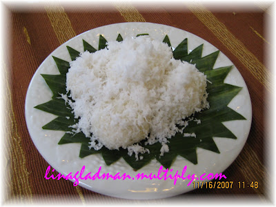 Urap bola2 ketan | Simply Delish...